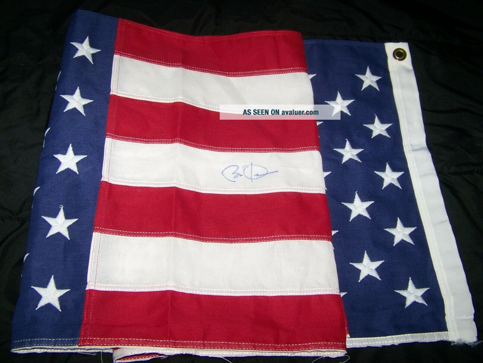 Barack Obama Signed USA Flag Real. | #1378575