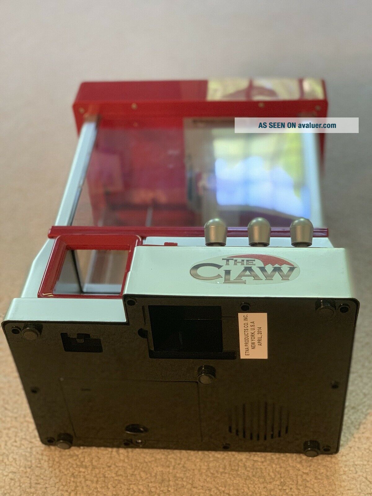 “The Claw” Mini Claw Machine | #1463549
