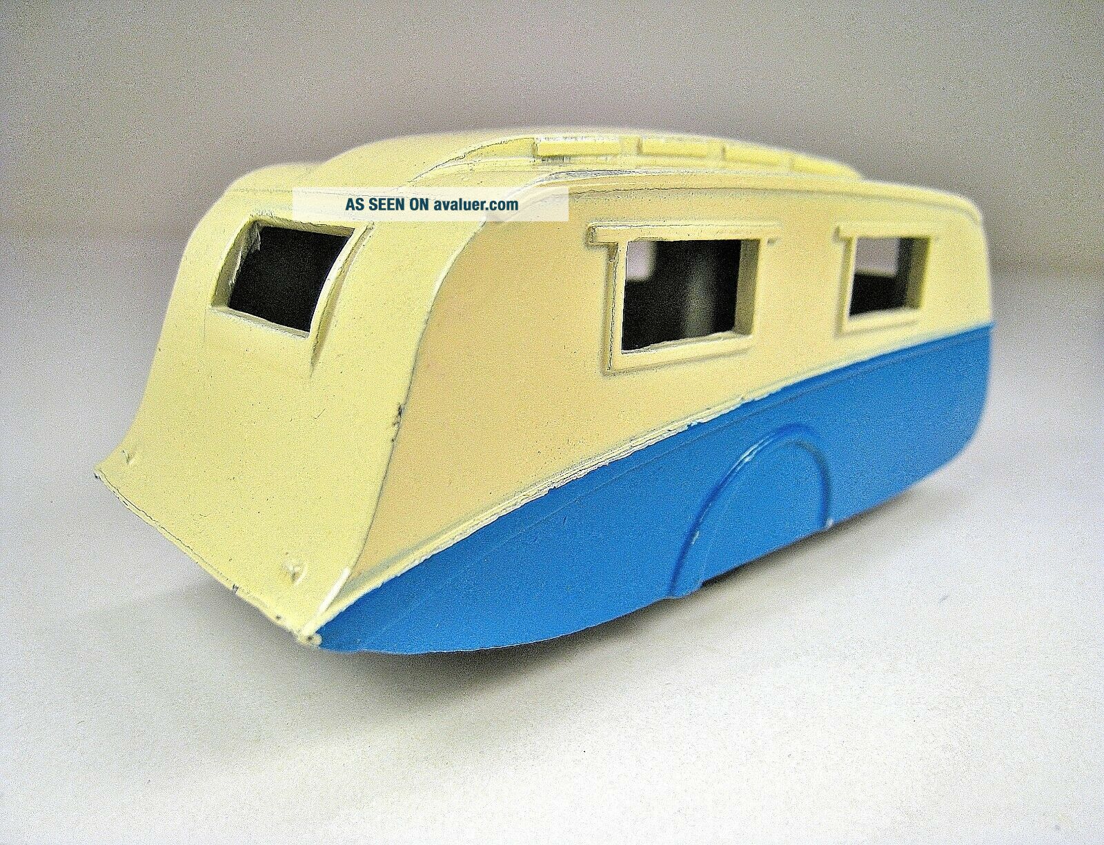 DINKY TOYS 190 Caravan Travel Trailer With Factory Box | #1741559