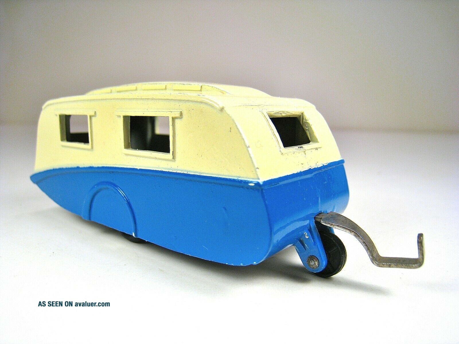 DINKY TOYS 190 Caravan Travel Trailer With Factory Box | #1741559