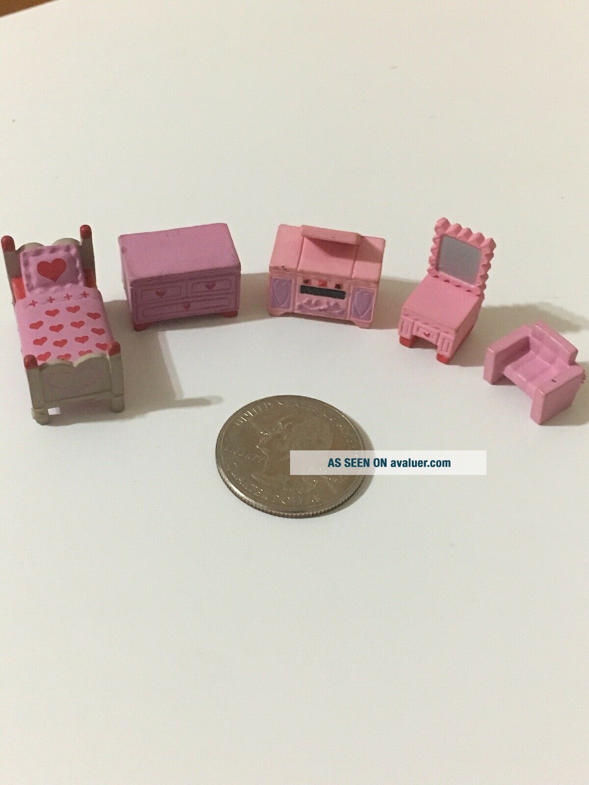 Rare Animal Crossing Lovely Furniture Yujin Nintendo Miniature Figures ...