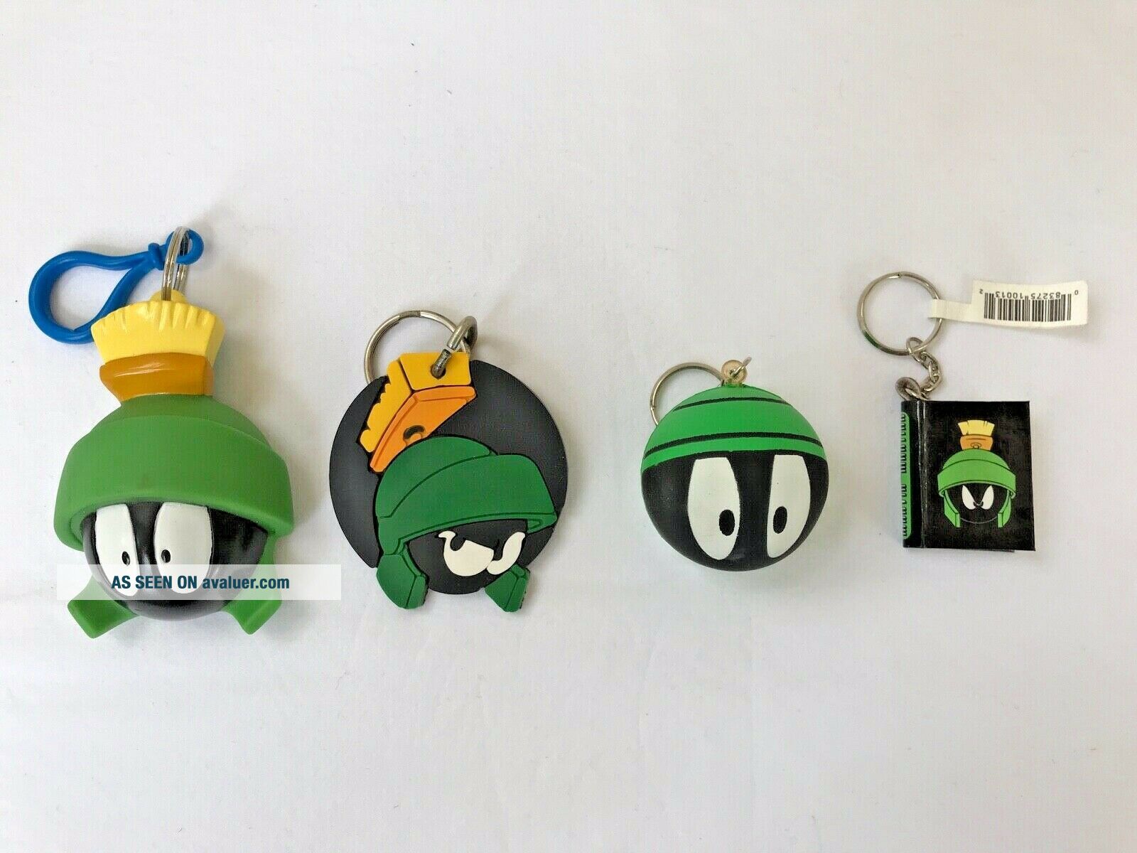 Set Of 4 Marvin The Martian Keychains - Warner Bros - Looney Tunes ...