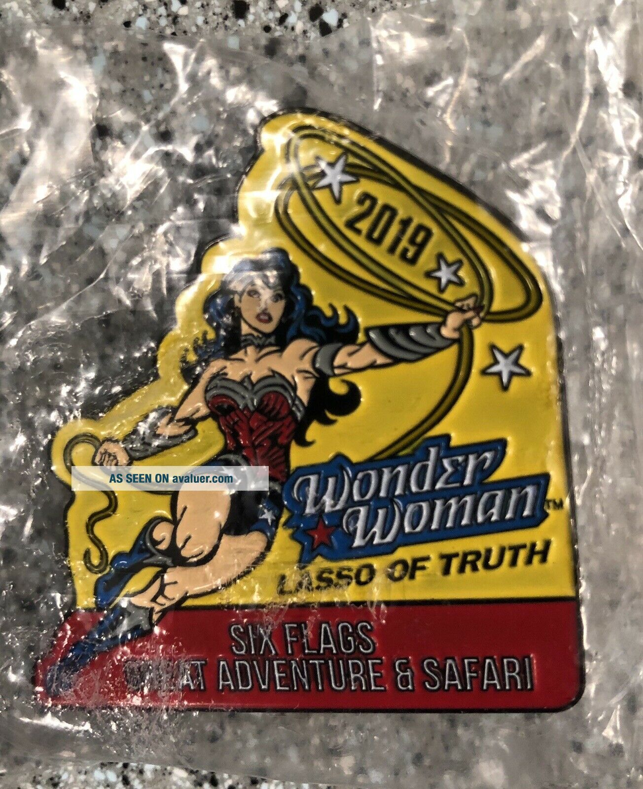Wonder Woman Lasso Of The Truth Six Flags Great Adventure & Safari Pin ...