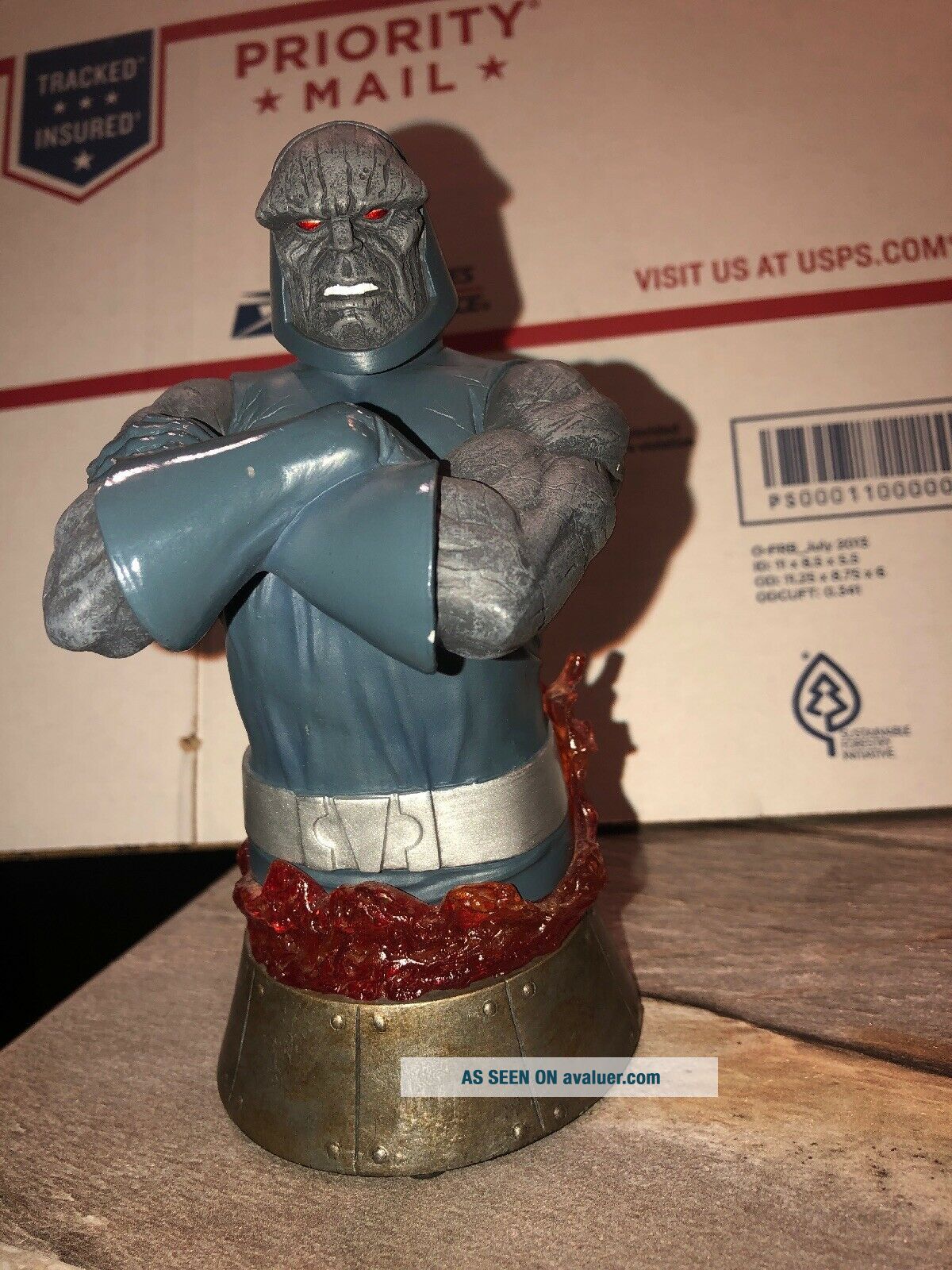 Villians Of Dc Universe Darkseid Mini Bust Dc Direct WITH NO Box | #2463526