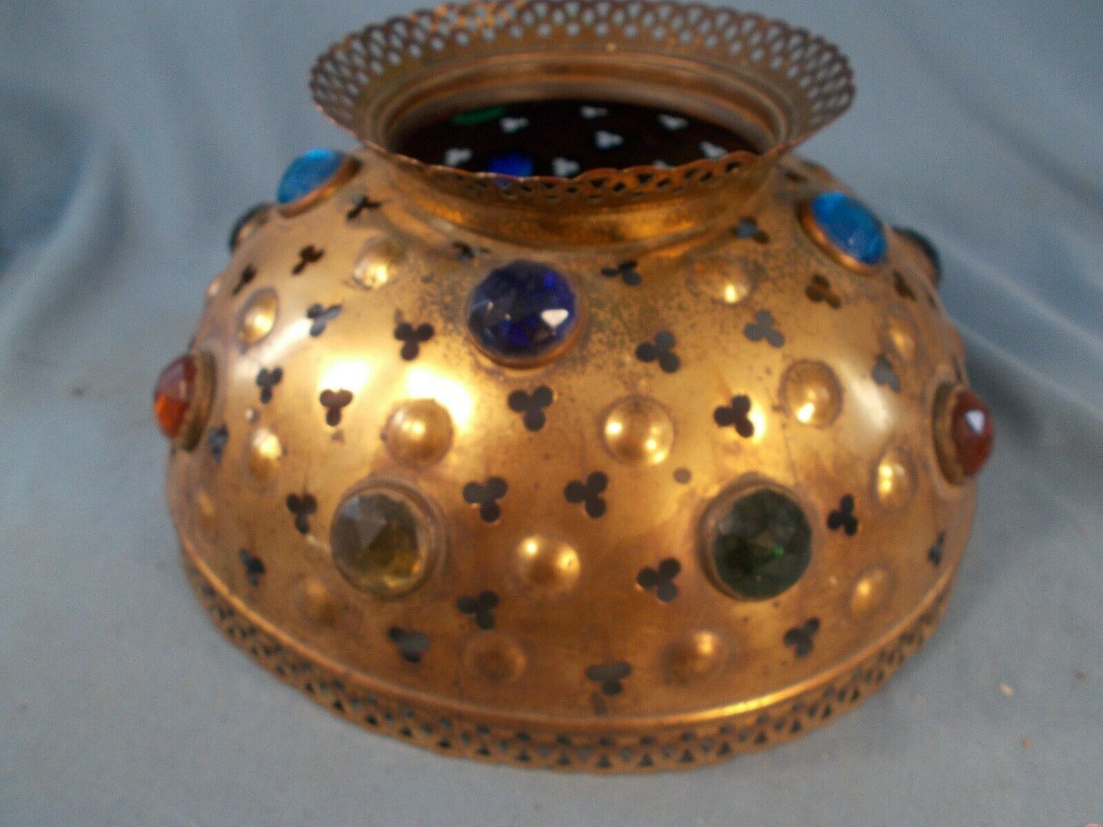 Antique Victorian Cutout Clover Pattern Brass 13 Jeweled 10 Inch OIl ...