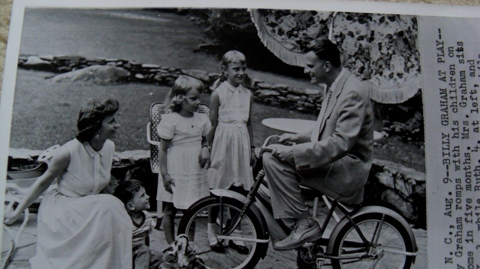 1955 Photo Billy Graham Ruth And Children Franklin Ruth Ann Date On ...