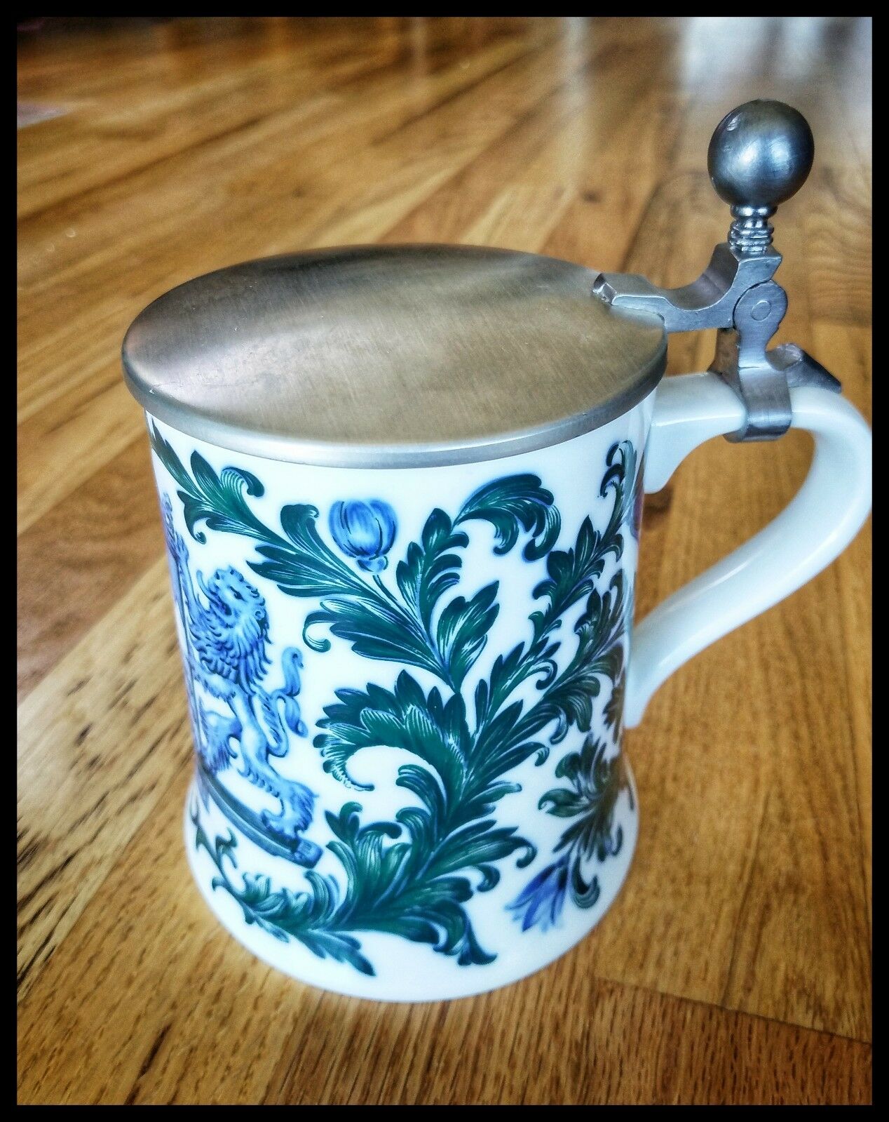 WEST GERMANY BAYERN COAT OF ARMS ECHT KOBALT BEER STEIN WITH ZINN ...
