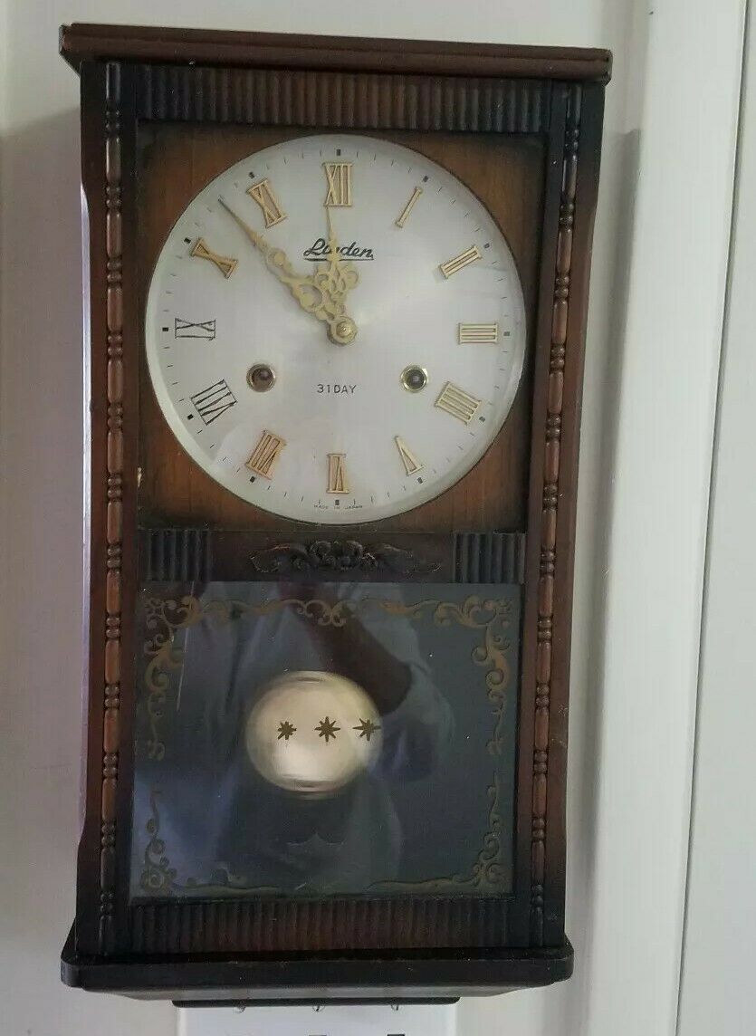 Vintage Linden 31 - Day Wind Up Pendulum Chime Wall Clock With Key ...