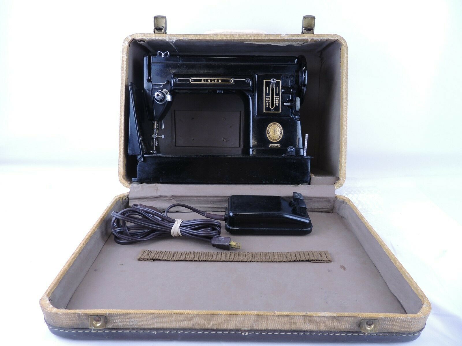 Vintage Singer 301A Black Sewing Machine With Foot Pedal In Case ...
