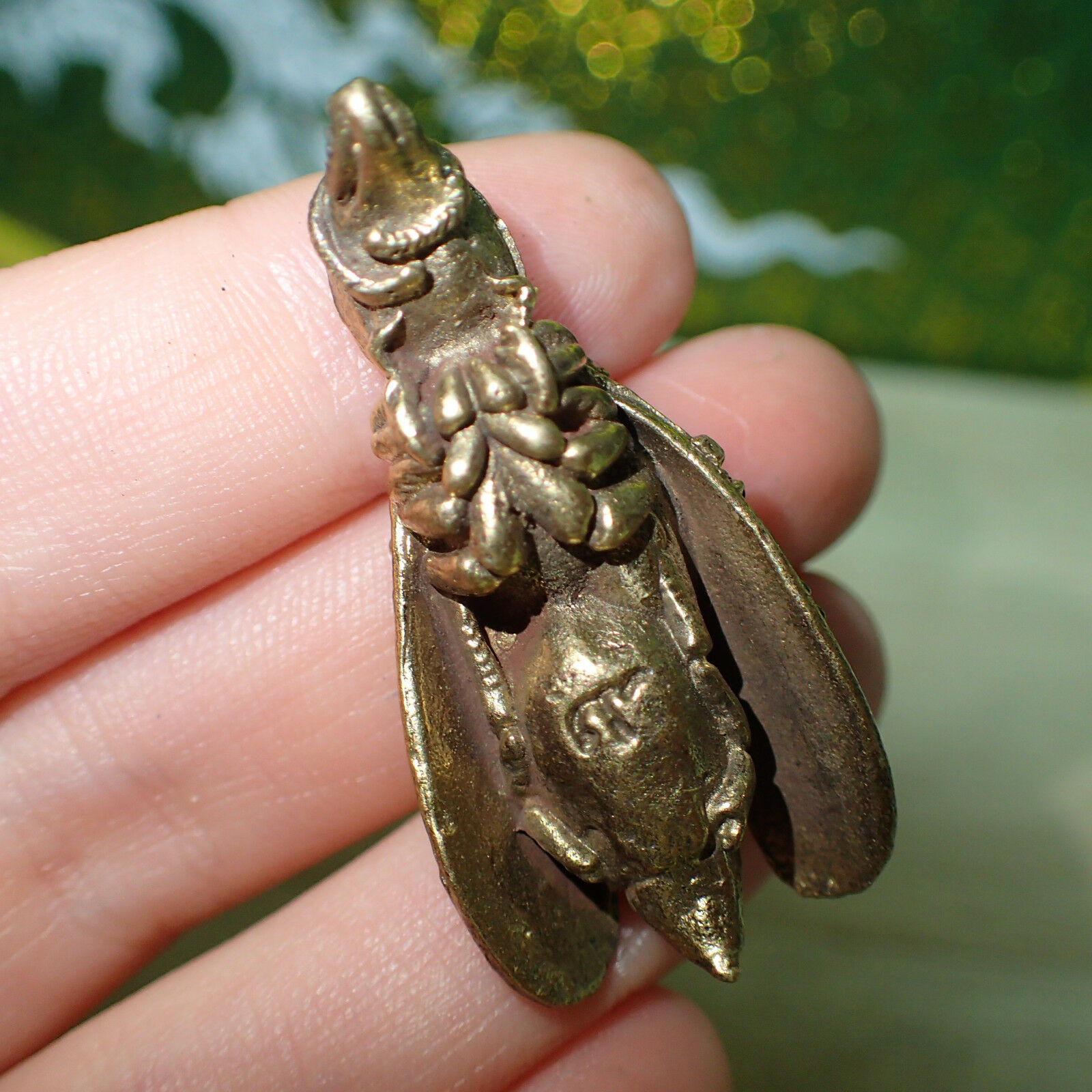 Luag Phor Liew Buddha Success Bee Statue Amulet Thai Talisman Healthy ...