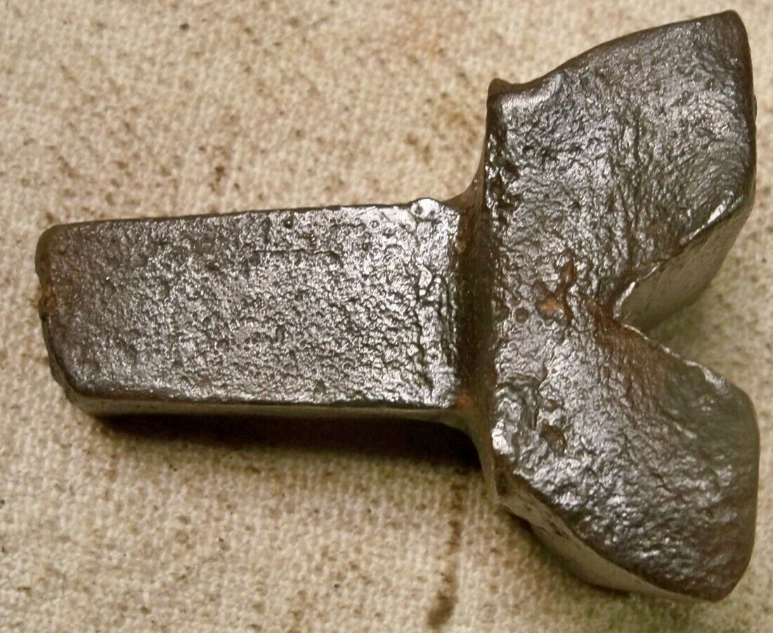 Blacksmith Anvil 9/16 Inch V Swage Hardy 3/4 Inch Shaft Tool READ ...