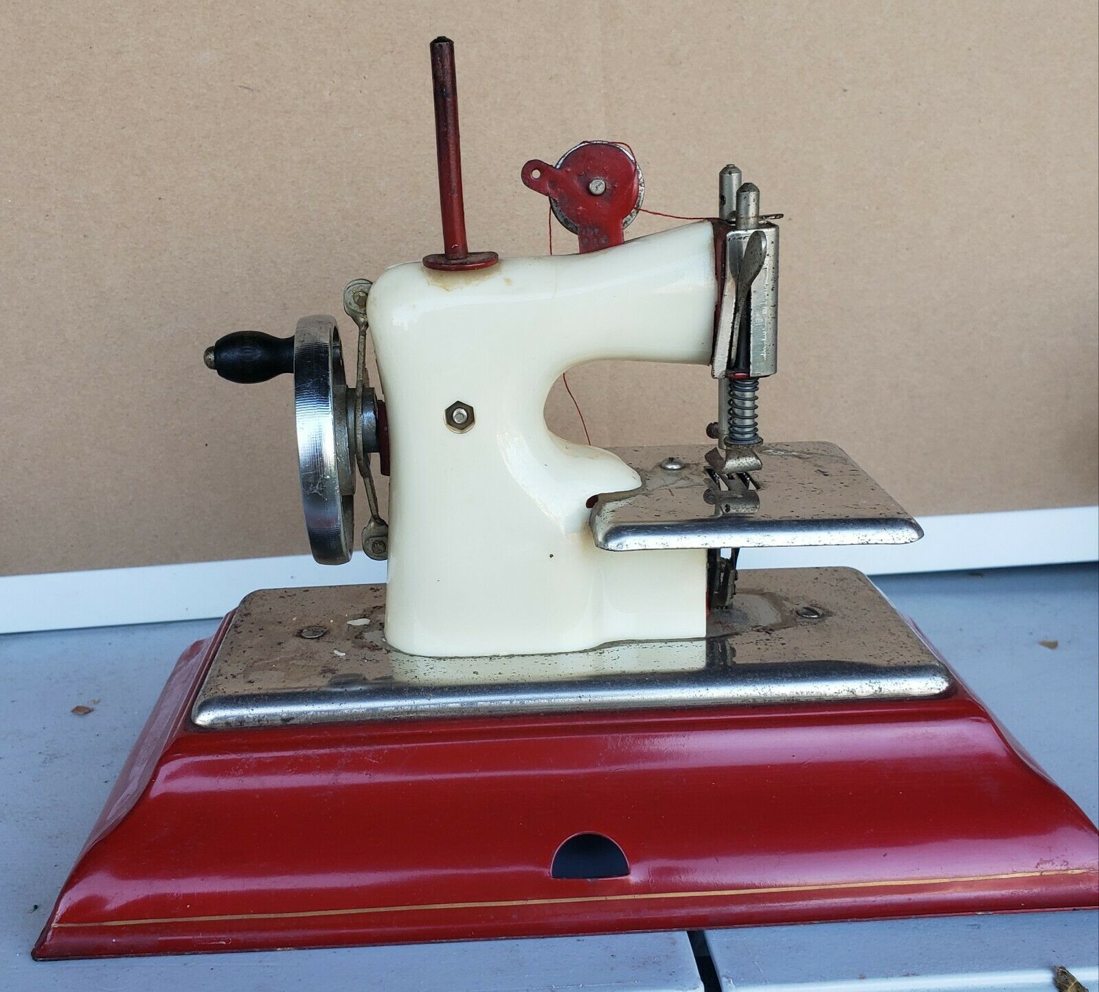 Vintage Sew - O - Matic Senior Straco Toy Sewing Machine Made In ...