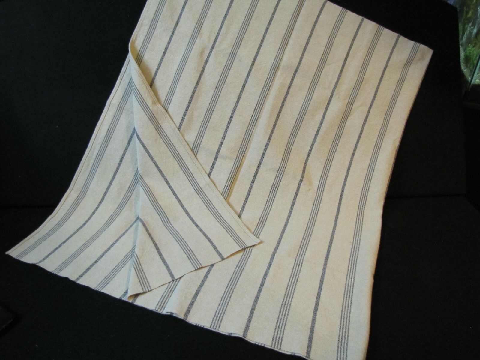 Family Heirloom Weavers Throw | #15647180