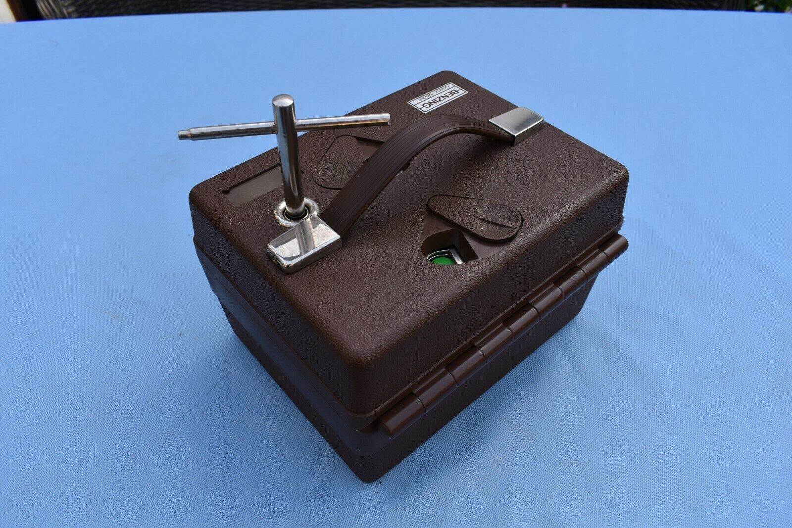 Benzing QUARTZ Pigeon Timer Clock BROWN CASE Constateur | #15444949