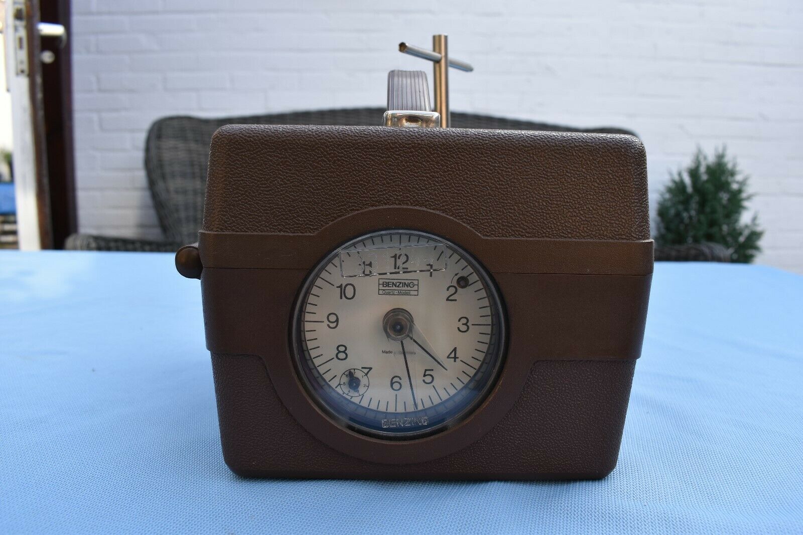 Benzing QUARTZ Pigeon Timer Clock BROWN CASE Constateur | #15444949