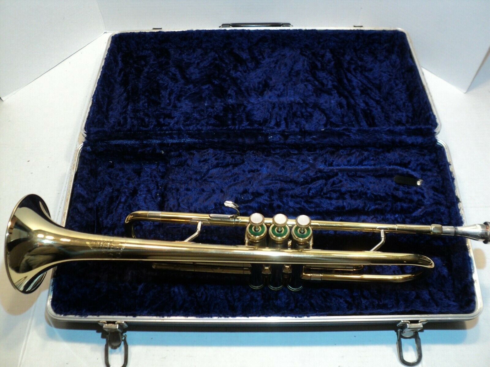 Vintage Olds Ambassador Trumpet 837787 With 2 Mouth Peices And Locking ...