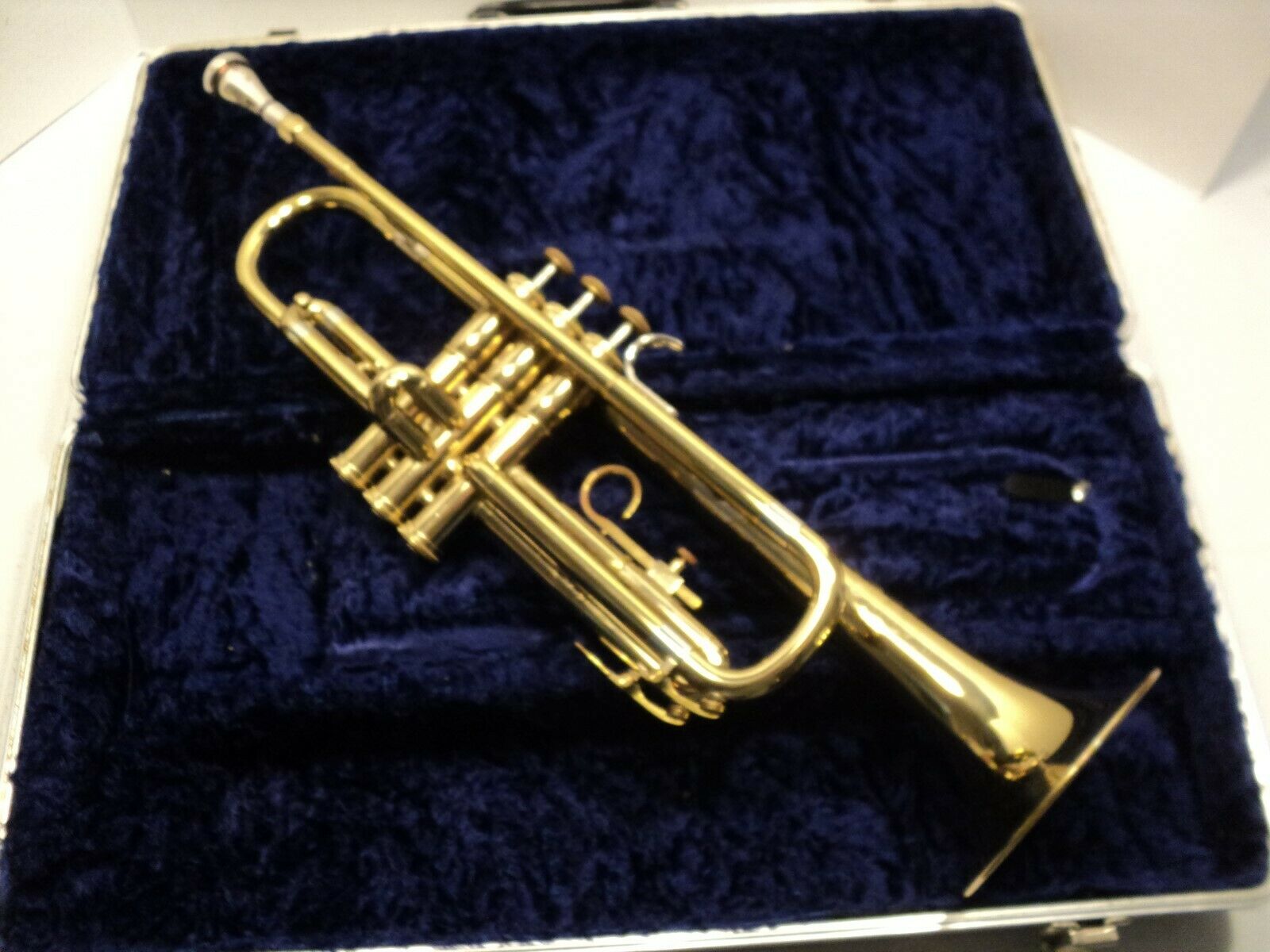 Vintage Olds Ambassador Trumpet 837787 With 2 Mouth Peices And Locking ...