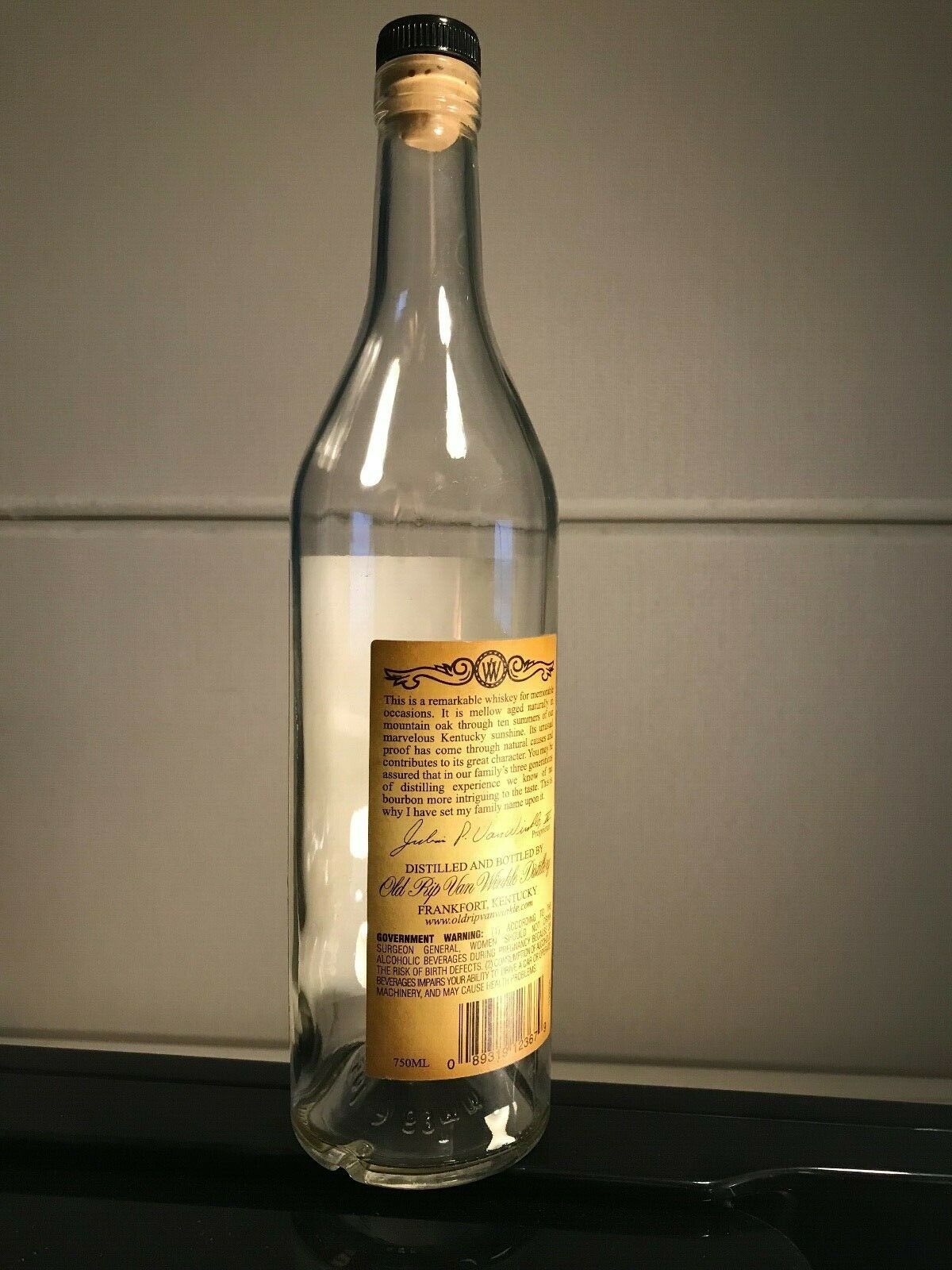 Pappy Van Winkle 10 Years Old Kentucky Straight Bourbon - Empty Bottle ...