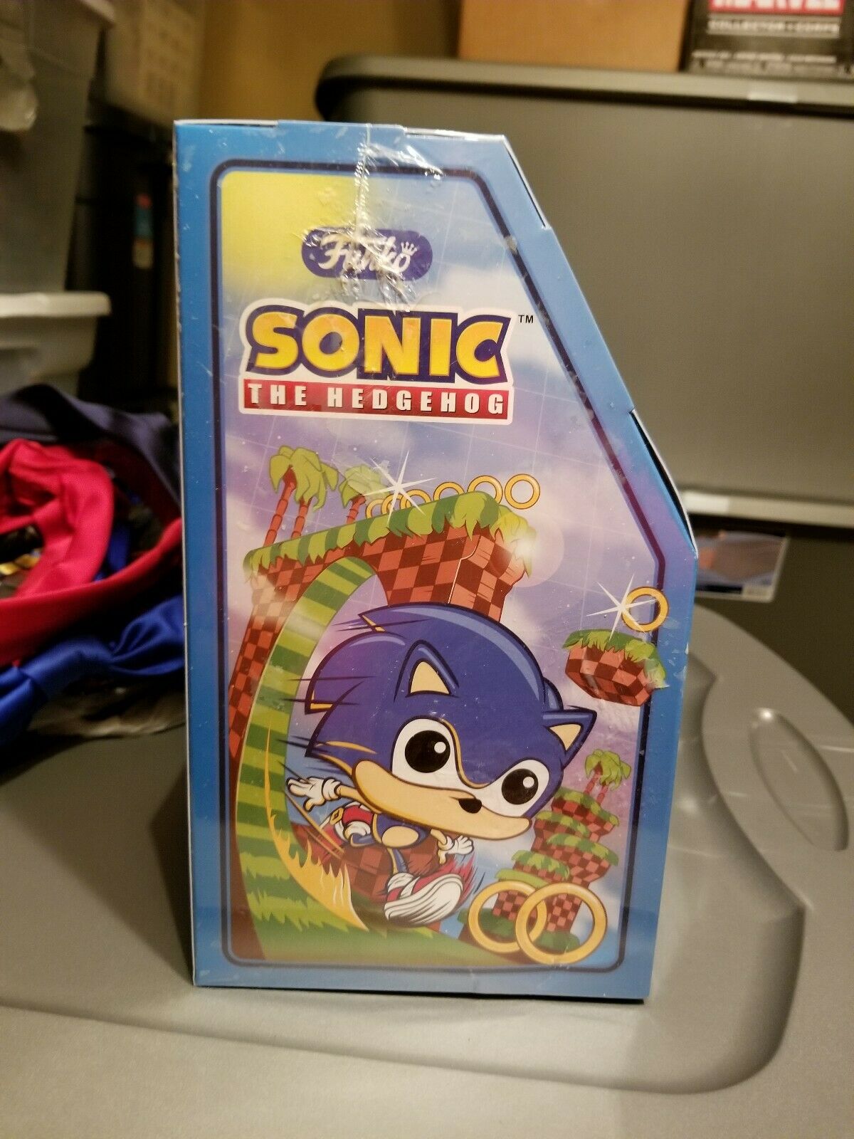 Funko Pop Tee And Pop Sonic The Hedgehog Metallic Gamestop Exclusive ...