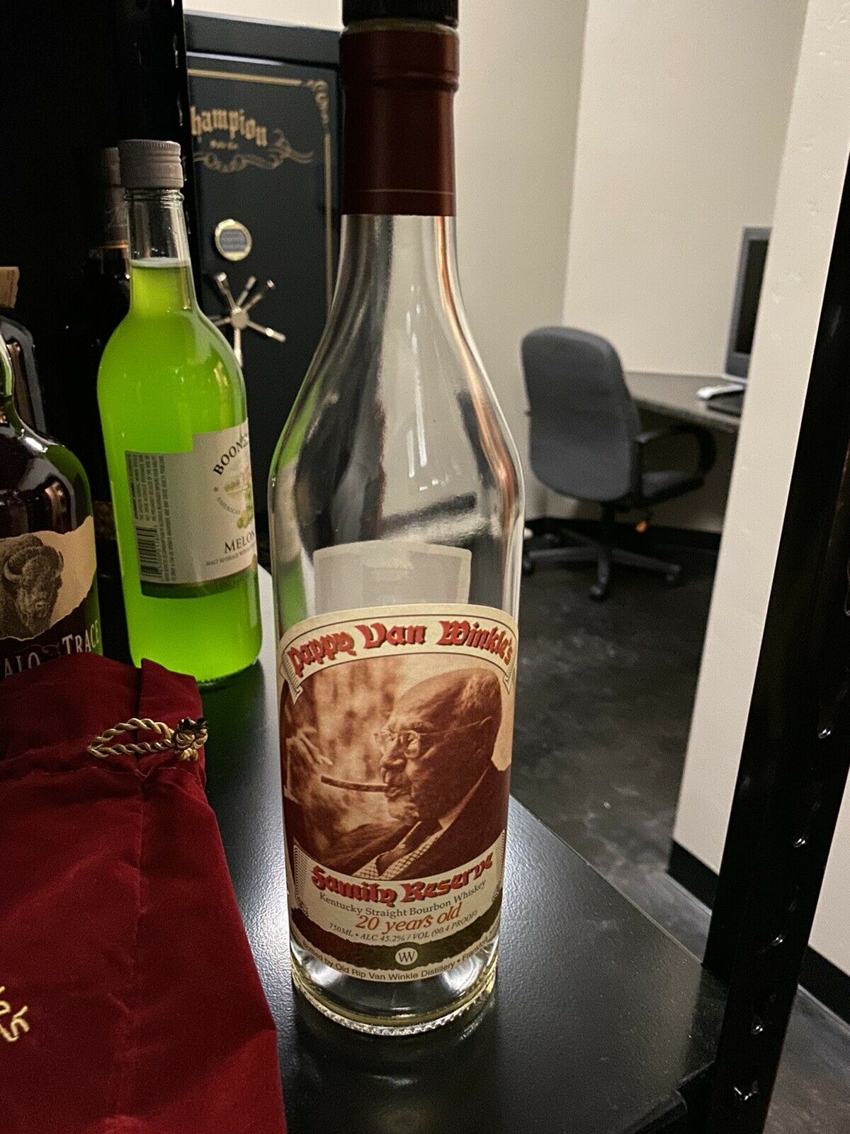 Pappy Van Winkle’s Family Reserve 20 Year Old (Empty Bottle) W/ Sleeve ...