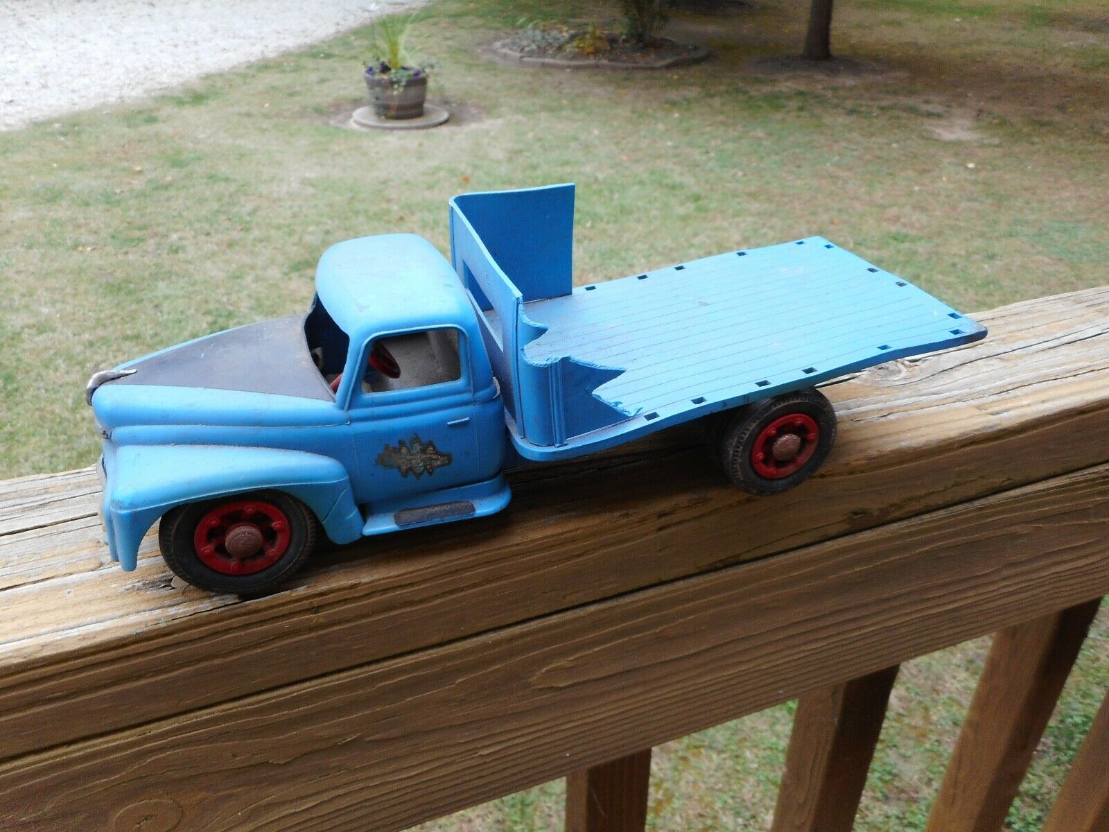 Vintage International Plastic Truck Standard Product Miniature Co ...