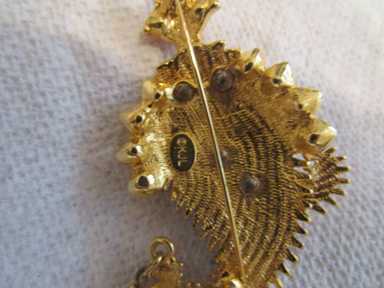 ENAMELED JEWELED BROOCH PIN SIGNED KJL KENNETH J. LANE | #15124583