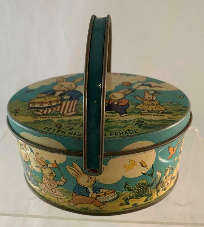 Vtg Peter Rabbit On Parade TIN W/ Handle TIN DECO Tindeco Litho Bunnies ...