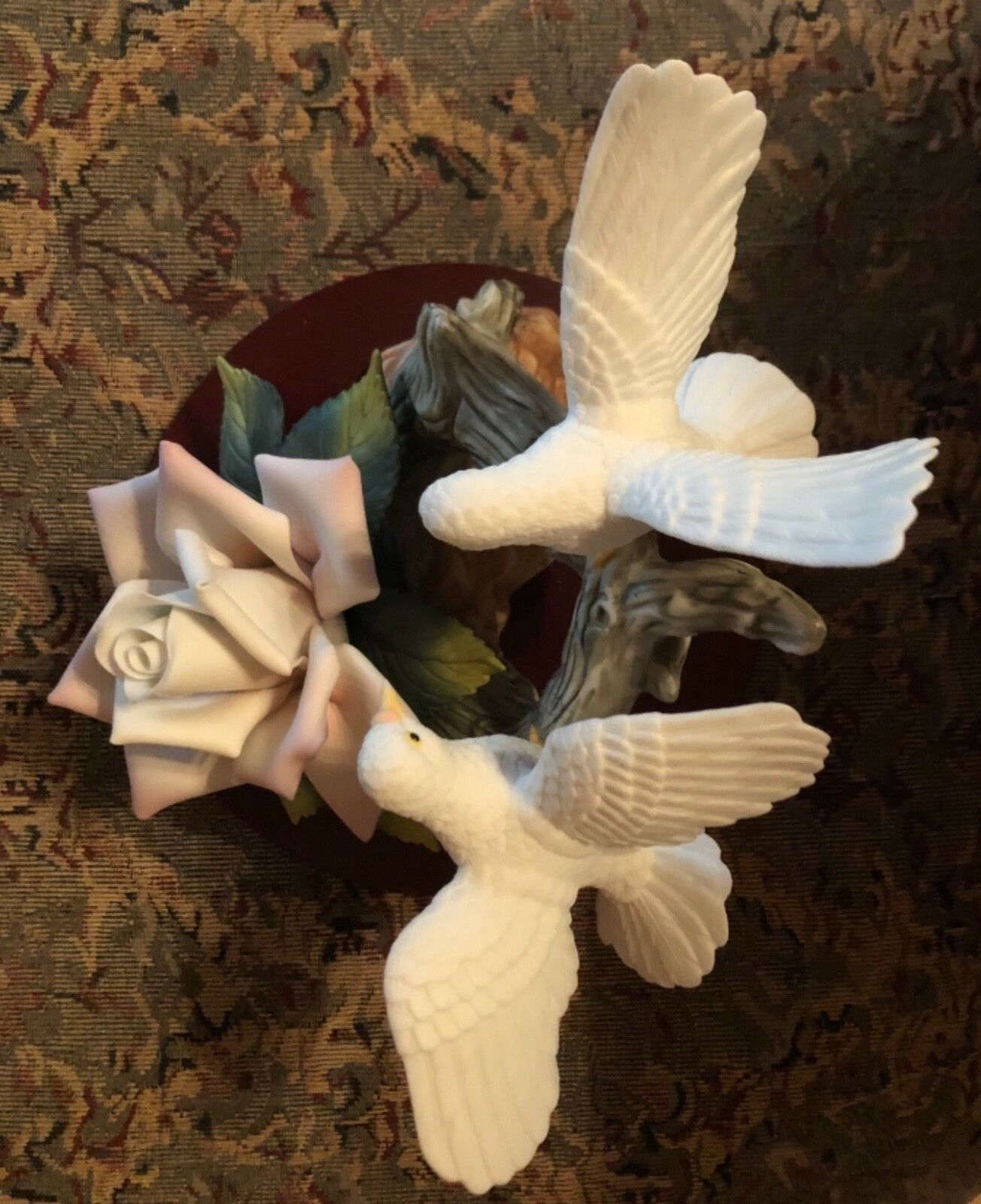 ANDREA BY SADEK PORCELAIN BIRDS. FIGURE OF TWO DOVES WITH A ROSE ON ...