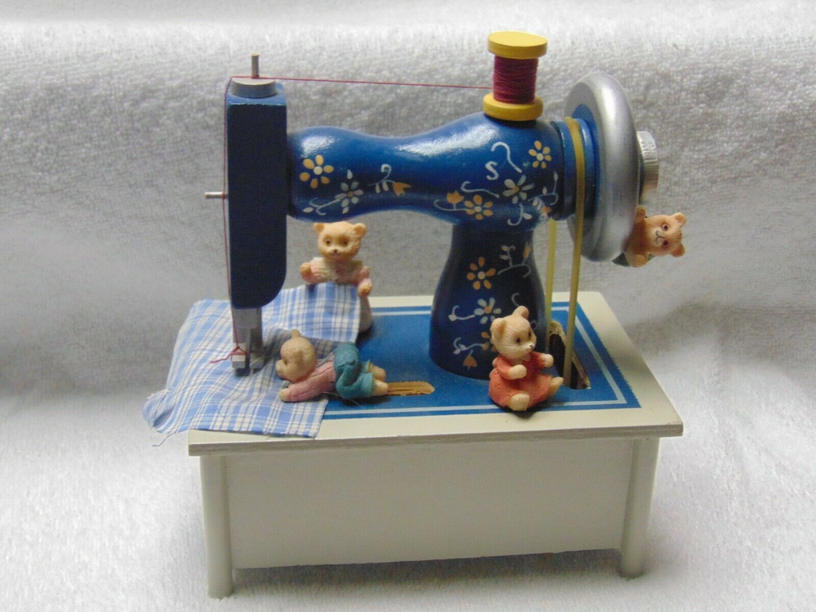 The San Francisco Music Box Company Collectible Mice On Sewing Machine ...