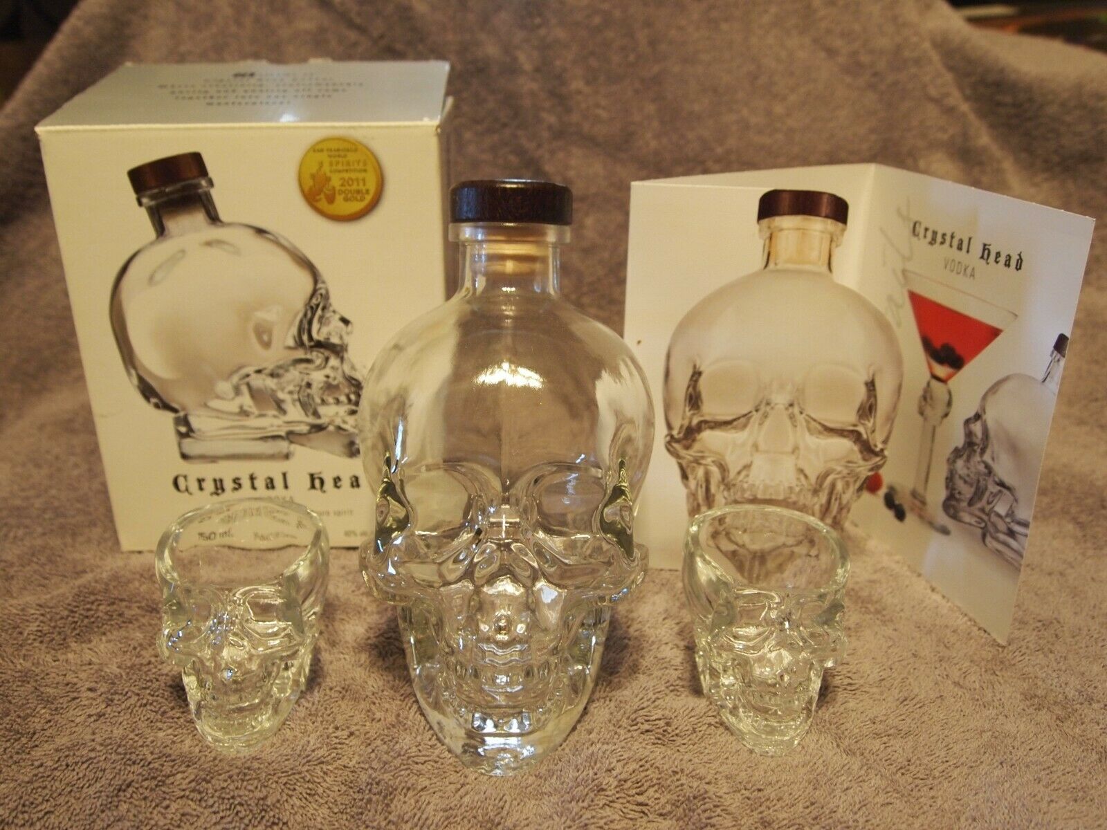 Crystal Head Vodka Bottle Glass Skull Plus 2 Skull Shot Glasses And Box ...