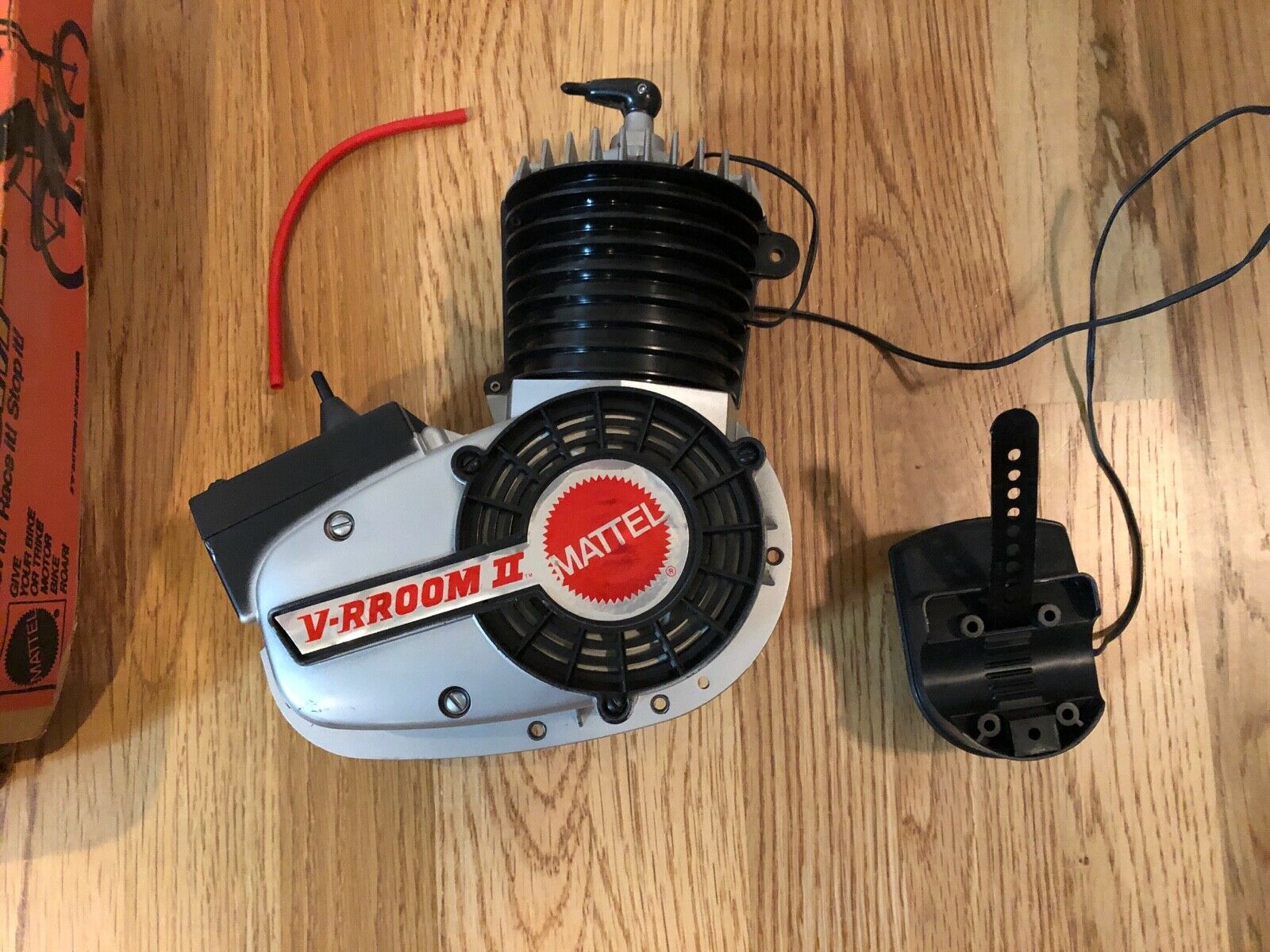 Mattel 1963 V - RROOM MOTOR By MATTEL Hot - Rodder Engine | #14742712