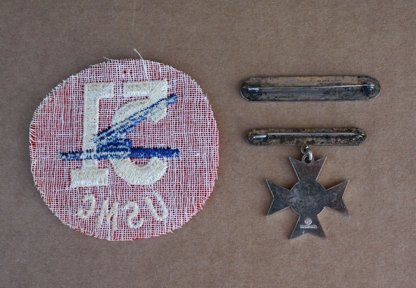 WWII USMC 51st MARINE DEFENSE BATTALION WOOL PATCH & 2 EARLY MARKSMAN ...
