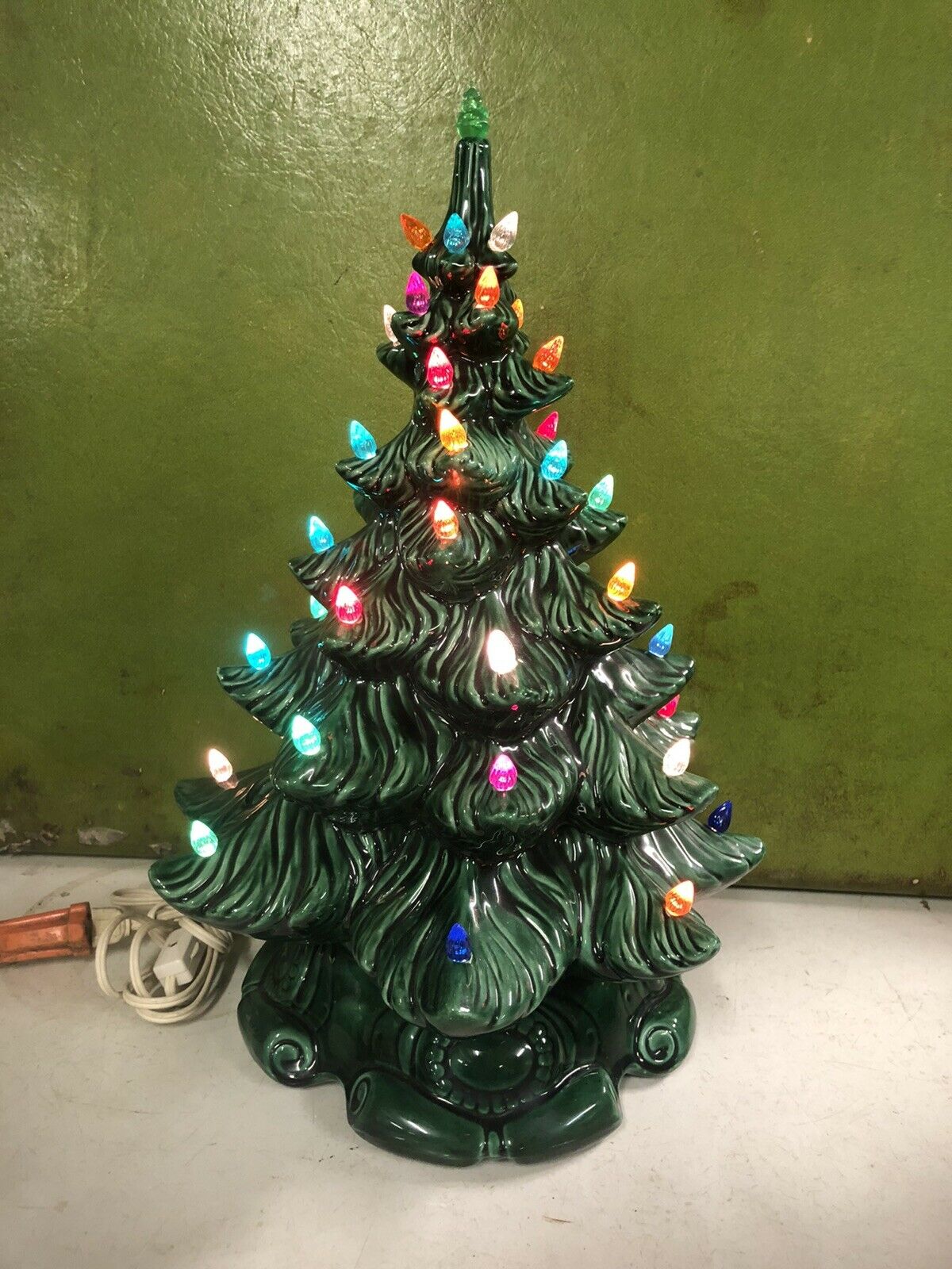 17 " Vintage Atlantic Mold 1976 Ceramic Lighted Christmas Tree W/ Bulbs ...