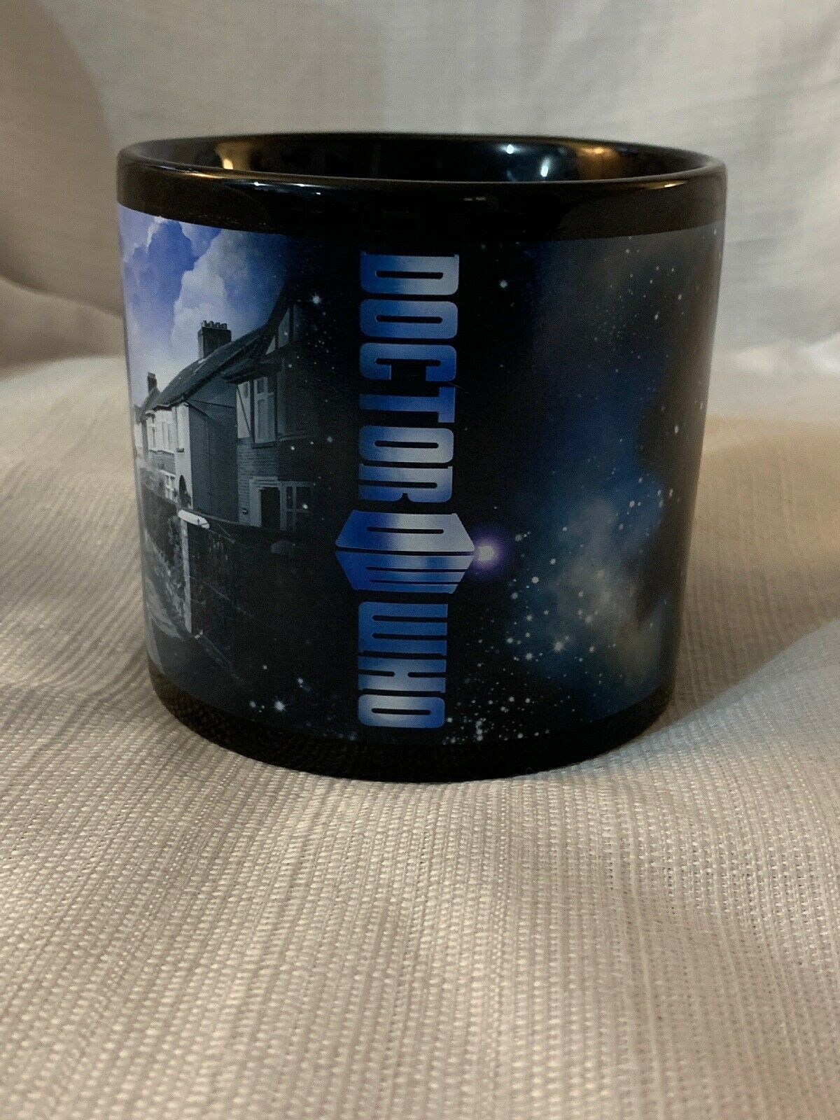 BBC Dr Doctor Who Mug DISAPPEARING TARDIS Coffee Tea Cup Great. | #14531994