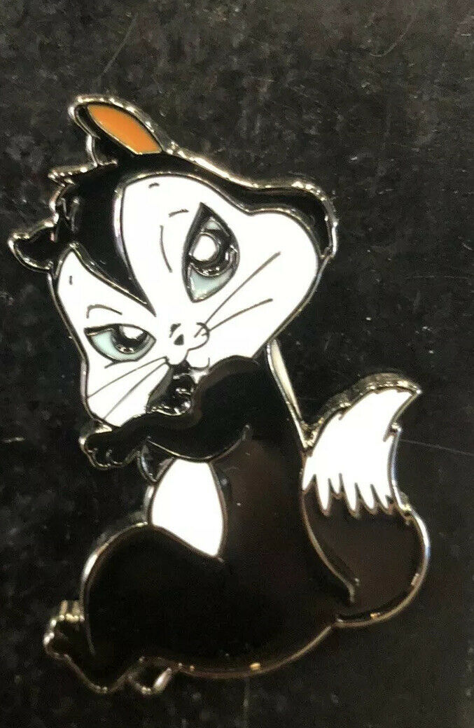 Six Flags Magic Mountain Looney Tunes Pussyfoot Cat Metal Magnet ...