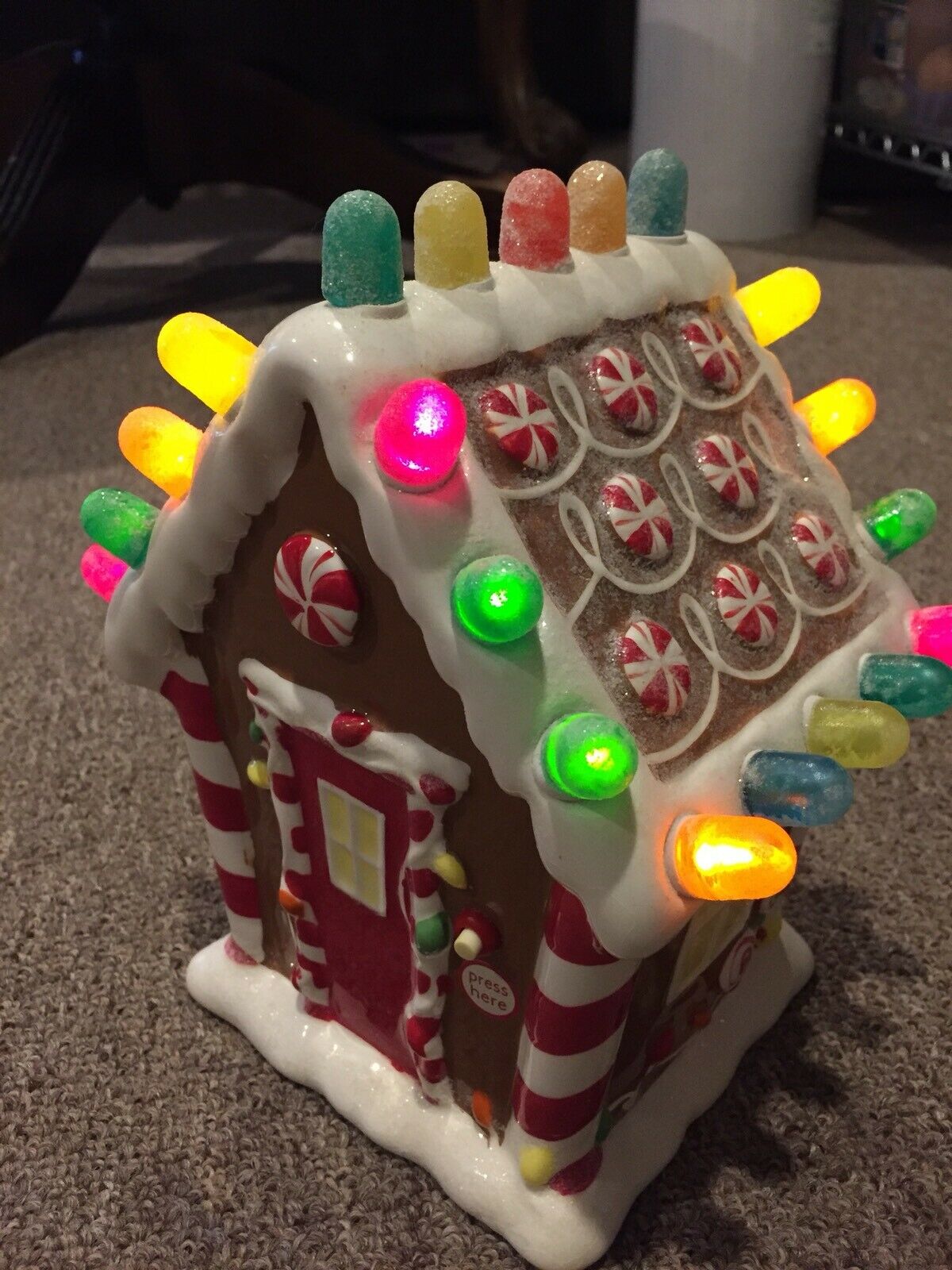 2008 HALLMARK CERAMIC GUM DROP GINGERBREAD HOUSE MUSICAL LIGHTS UP ...