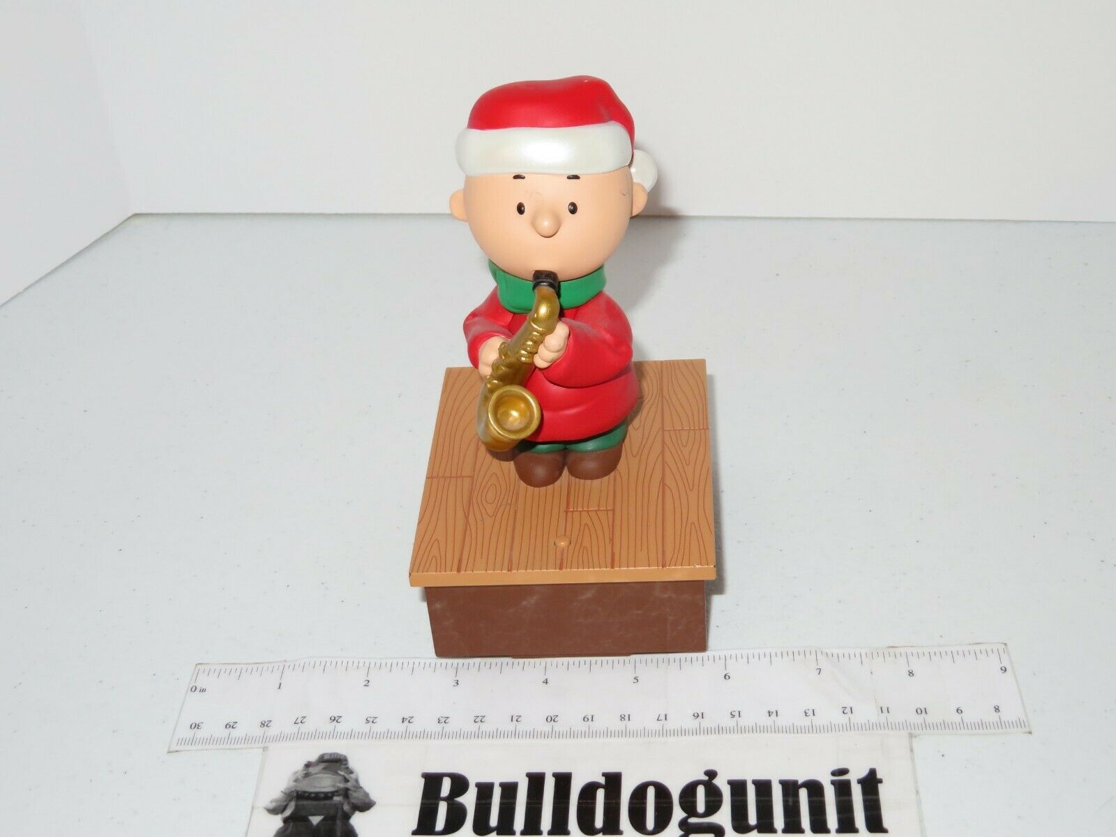 2011 Hallmark Peanuts Charlie Brown Christmas Band Sax Wireless Sound ...