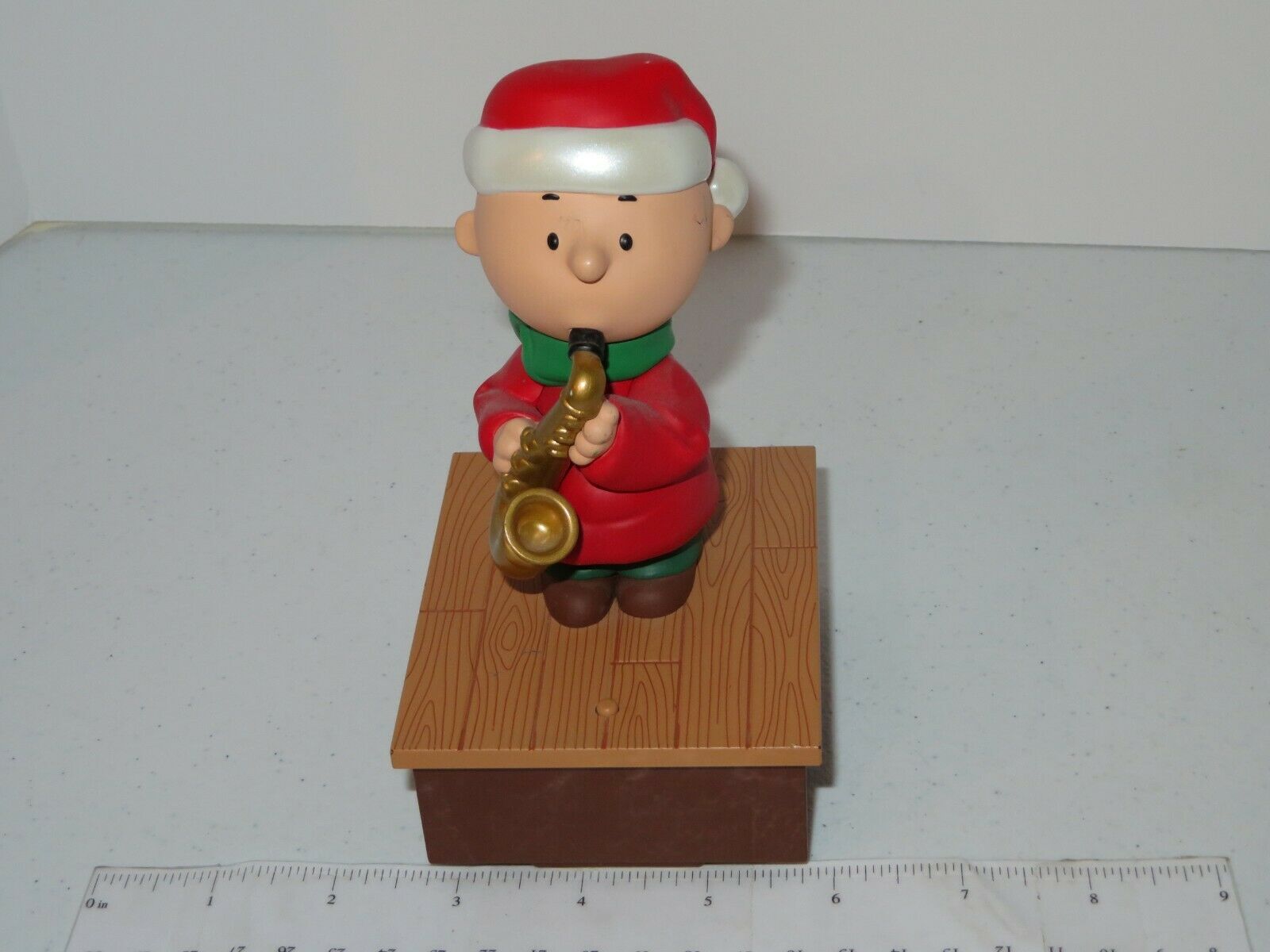 2011 Hallmark Peanuts Charlie Brown Christmas Band Sax Wireless Sound ...