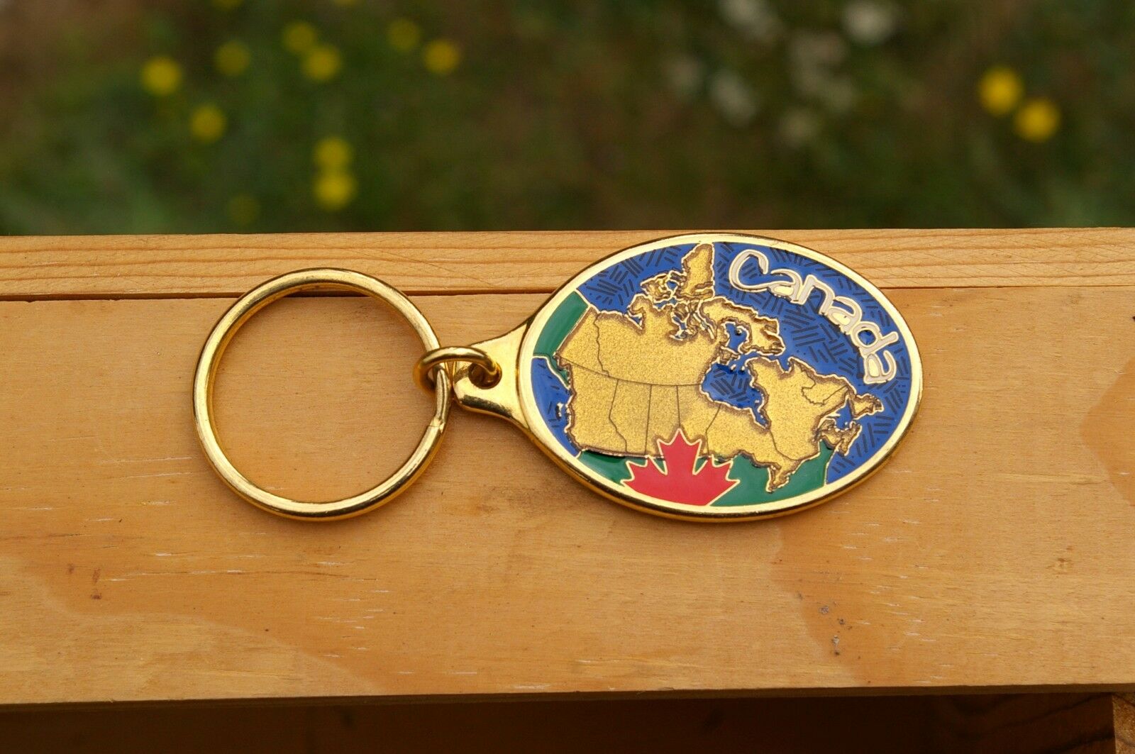 Canada From Sea To Shining Sea Gold Tone Metal & Enamel Keychain ...