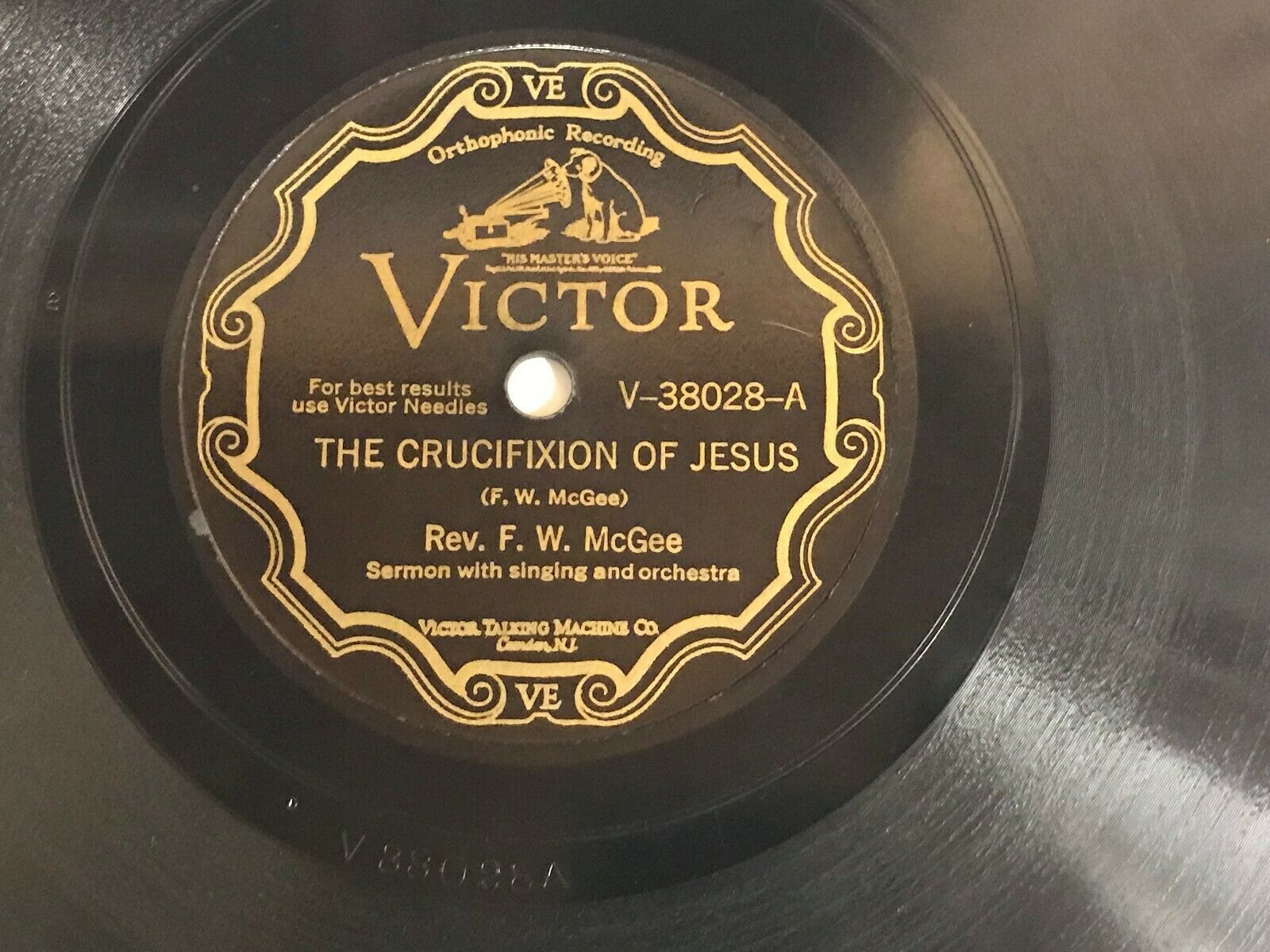 78 RPM VICTOR V - 38028 Rev. F. W. McGee SEMON & SINGING (THE ...