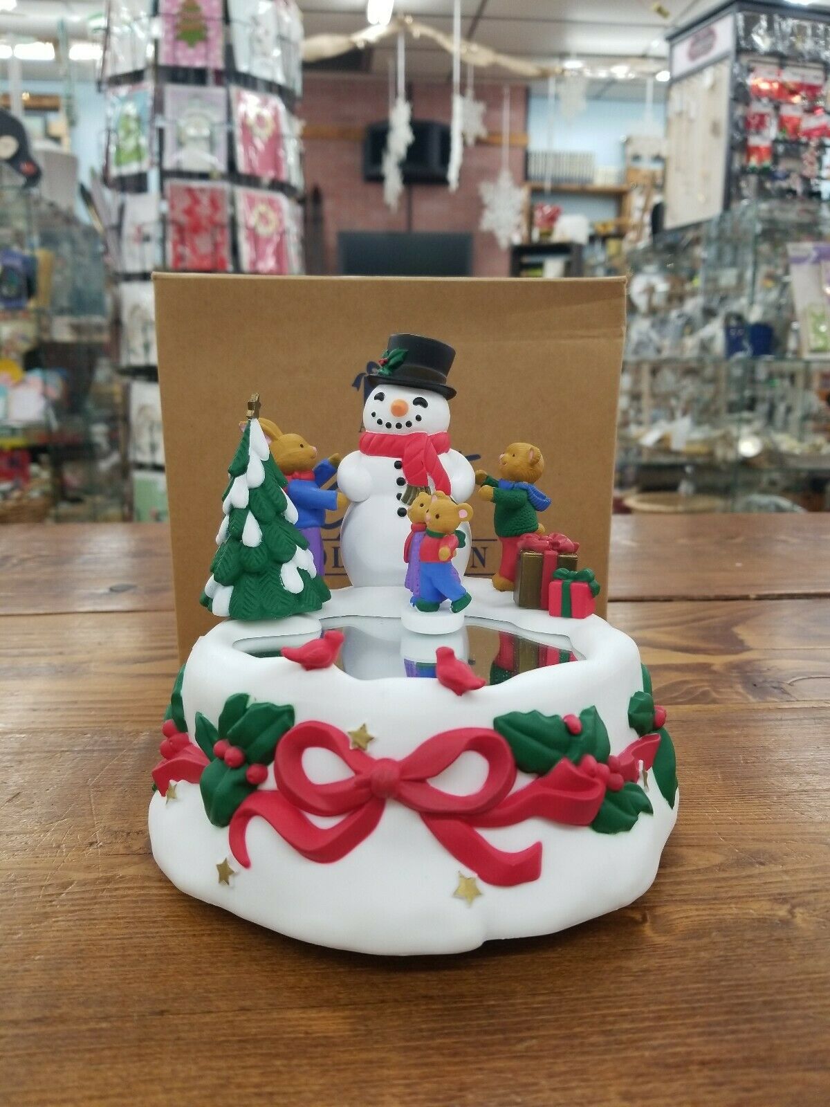 Avon Musical Twirling Skaters Skating Mice Music Box Christmas 1996 EUC ...
