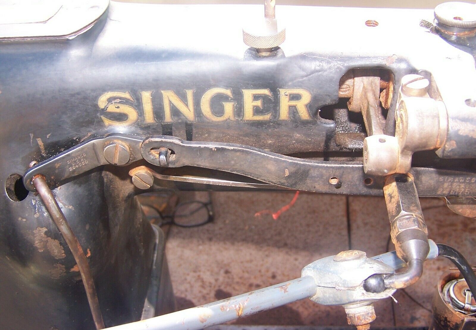 Vintage Singer Industrial Sewing Machine | #14092241