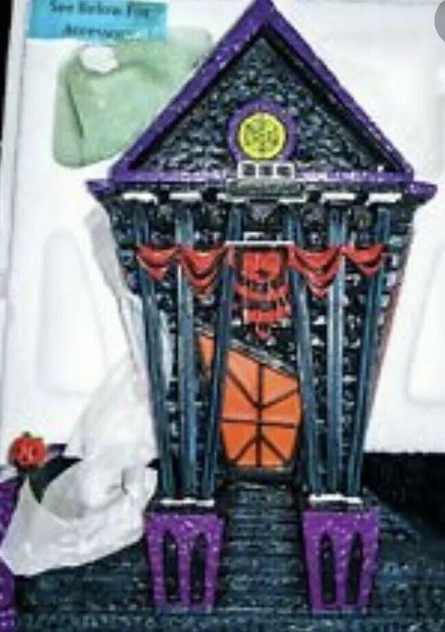 Hawthorne Village The Nightmare Before Christmas TOWN HALL HOUSE ...