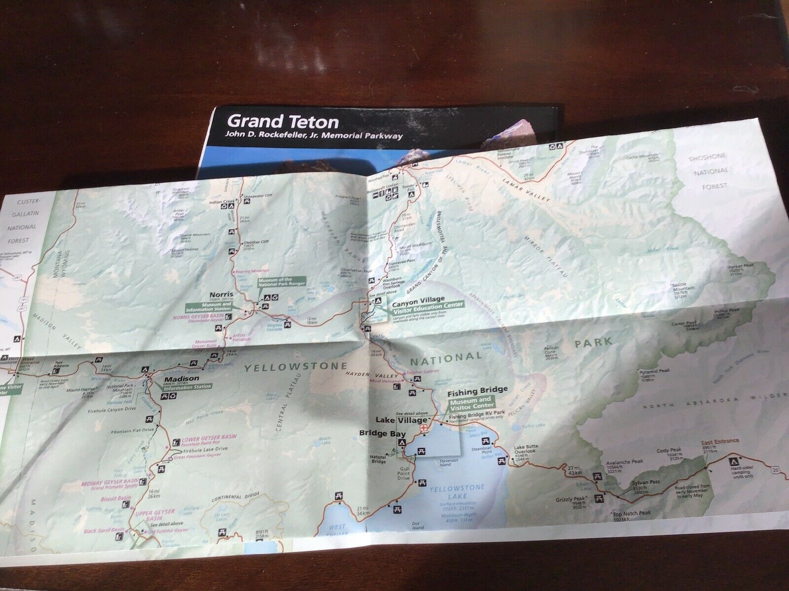 Yellowstone And Grand Teton Official National Park NPS Map Guide 2019 ...