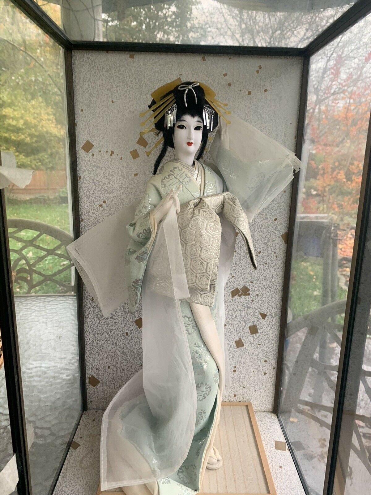 VINTAGE JAPANESE 16 " GEISHA/NISHI DOLL IN GLASS PRESENTATION DISPLAY ...