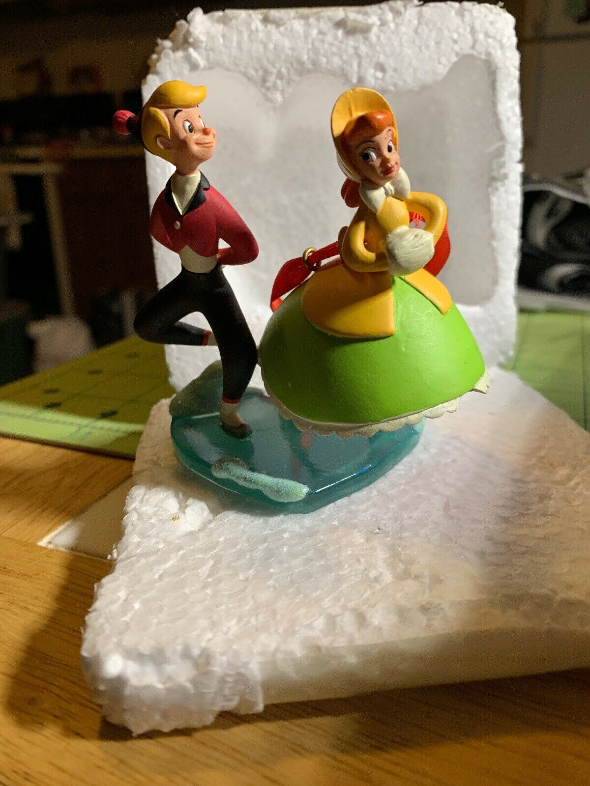 Disney Store Sketchbook Ornament Limited Once Upon A Wintertime 12/16 ...