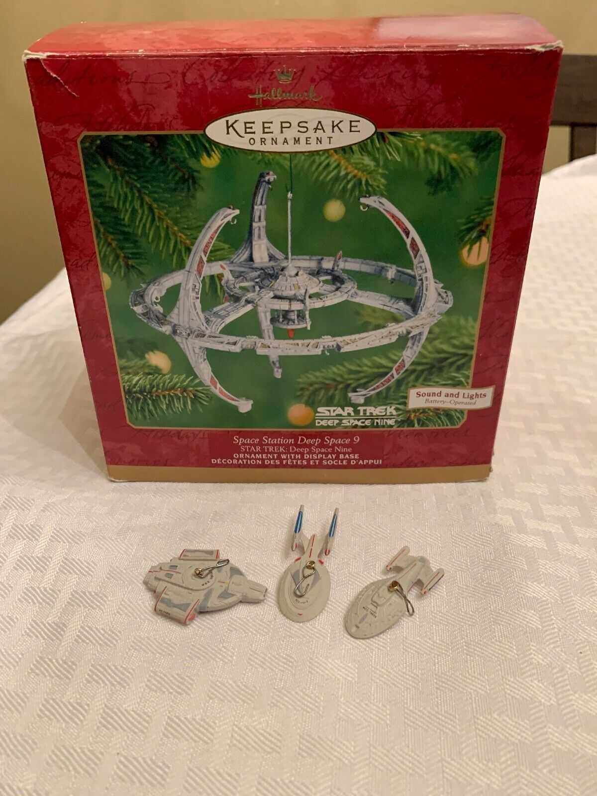 Hallmark Keepsake Ornament 2001 Star Trek Space Station Deep Space & 3 ...
