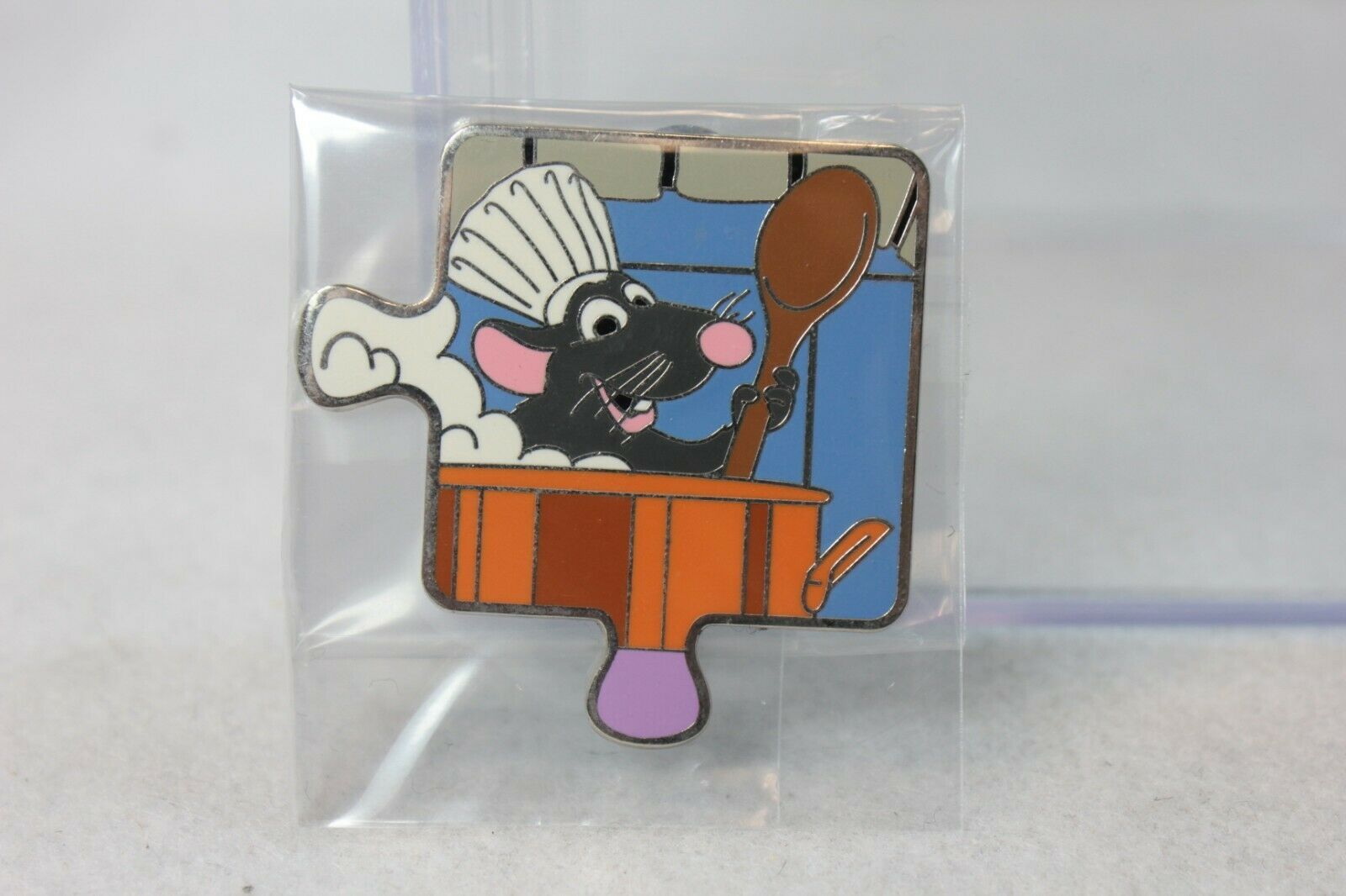 Disney Character Connection Mystery LE 900 Pin Puzzle Pixar Remy ...