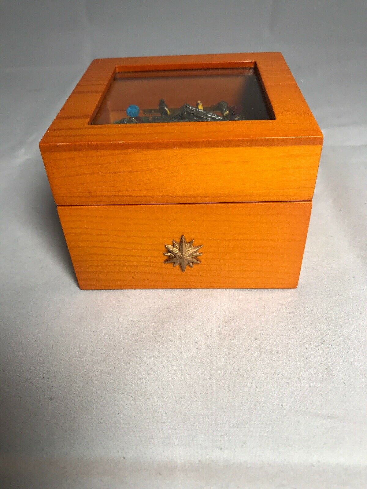 Mr. Christmas Lighted Animated Nativity Scene Music Box Plays Away In A ...