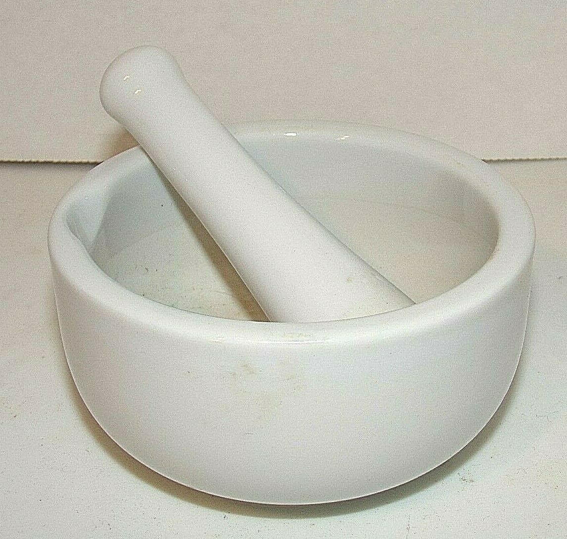 WCL Morter And Pestal/White - Made In China | #13543848
